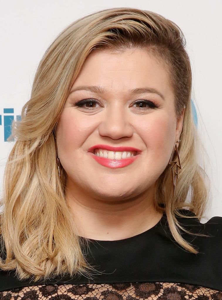 25 Perfect Haircuts For Fat Faces Women Hairdo Hairstyle