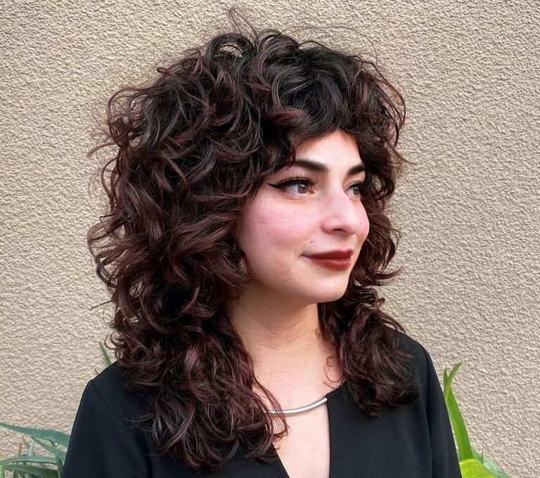 30 Medium Shaggy Hairstyles to Get Stylish Look | Hairdo Hairstyle