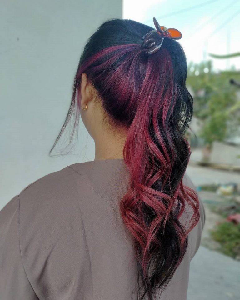 40 Peek A Boo Hair Color Ideas to Look Unique | Hairdo Hairstyle