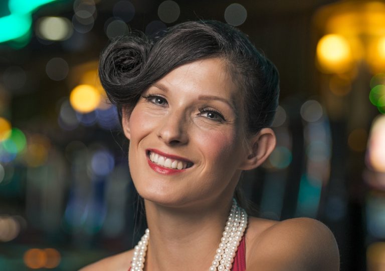 Get Classy With These 12 Modern Pin Up Hairstyles | Hairdo Hairstyle