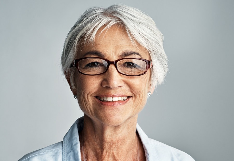 23 Best Short Hairstyles For Women Over 70 With Glasses