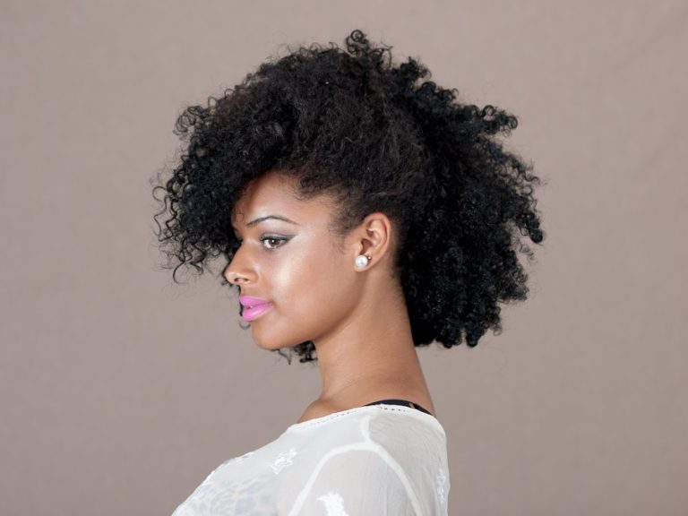 23 No-Part Hairstyles To Be Effortlessly Beautiful This Year