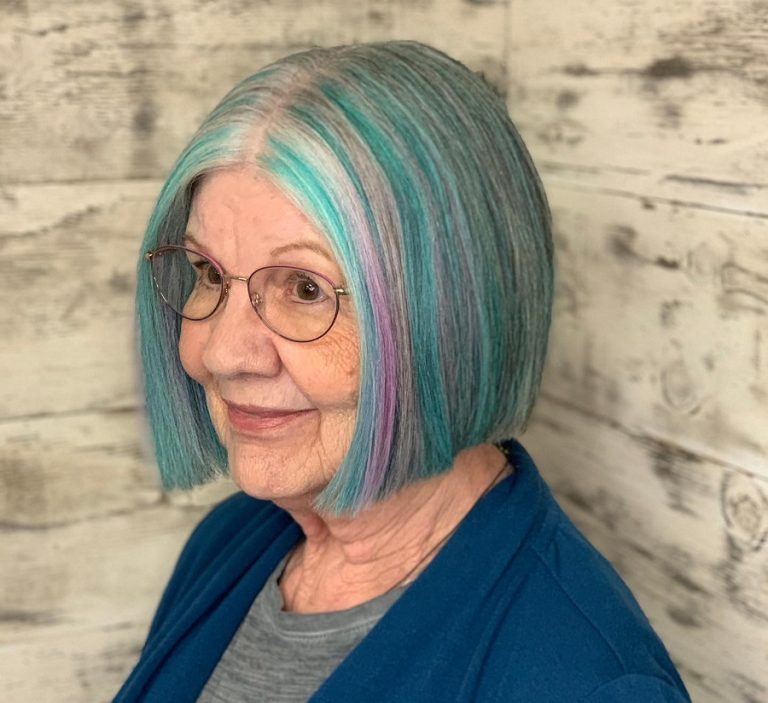 18 Unique Blue Highlights for a Stunning Look in 2024