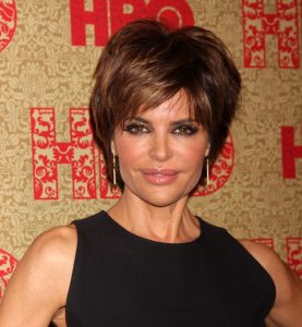 18 Most Trending Lisa Rinna Hairstyles to Get Inspired from | Hairdo ...